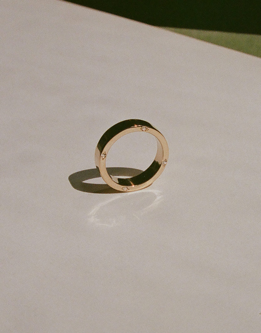 Side Set Compass Ring, Wide