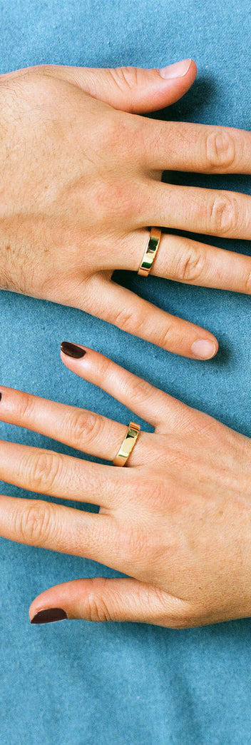 Side Set Compass Ring, Wide