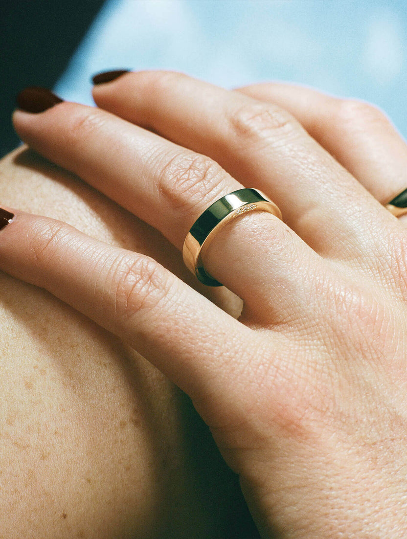 Side Set Trio Ring, Wide